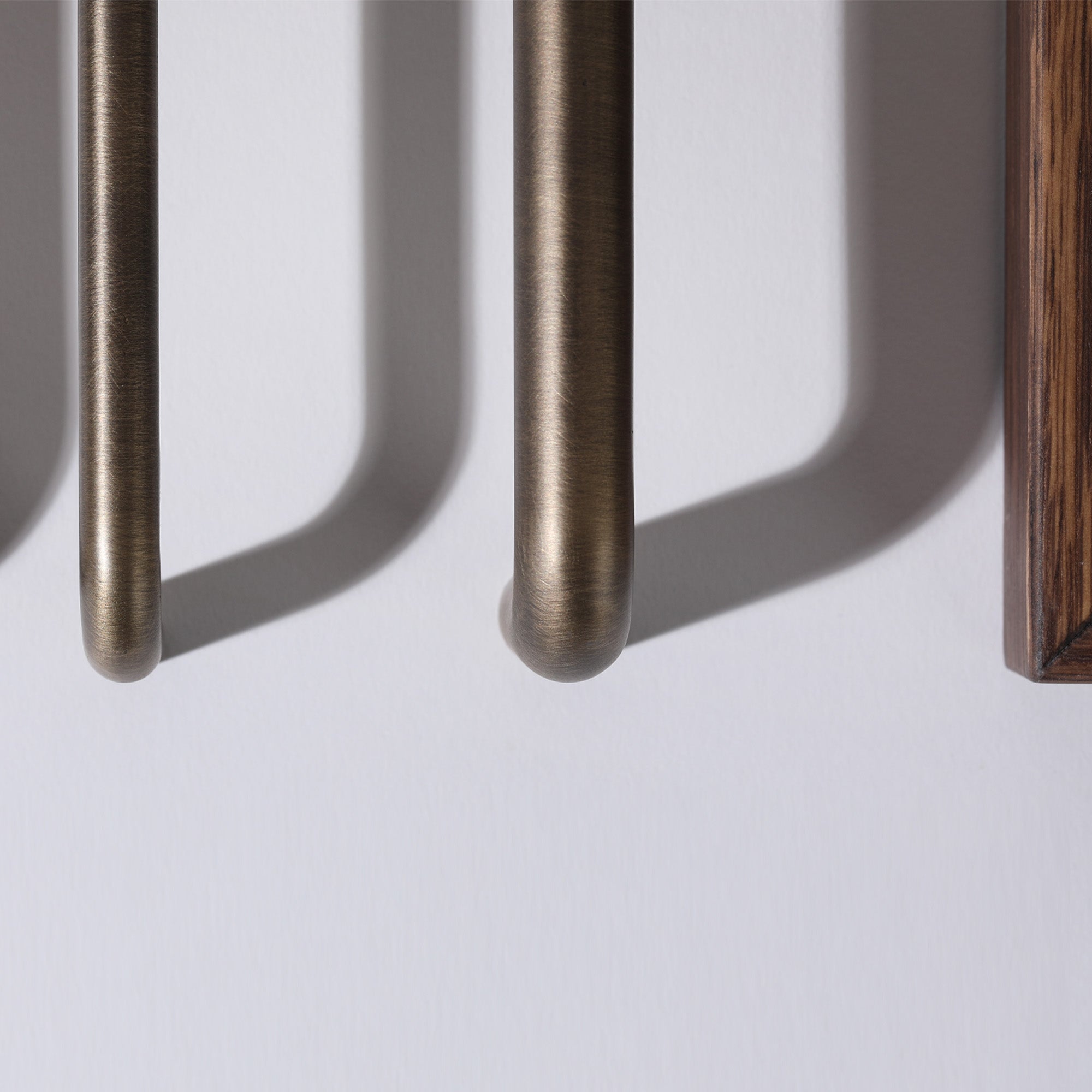 HH x Ren Appliance Pull - English Bronze – Ren Studio